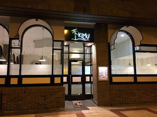 Kimu sushi: Sabores japoneses en el corazón de Pamplona