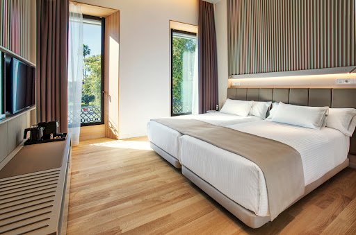 Kivir Skyline: Sabores auténticos con vistas al Guadalquivir