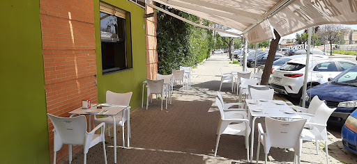 El Vagón Bar Restaurante: Sabor auténtico en el corazón de Sevilla