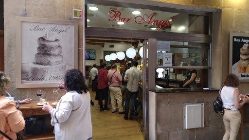 Bar Angel: Sabores irresistibles y el mejor pincho de champiñones en ...