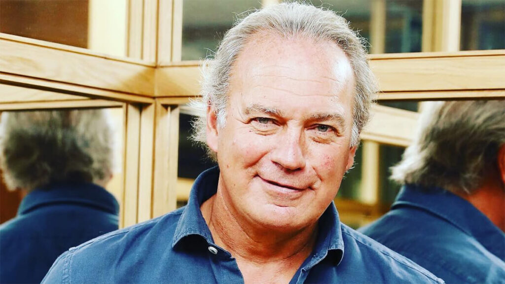 El pueblo a media hora de Sevilla donde vive Bertín Osborne: su finca ...