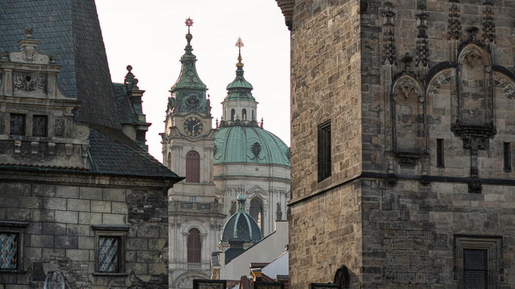 Guía para ver Praga en 12 paradas: cómo evitar colas y ver la ciudad ...