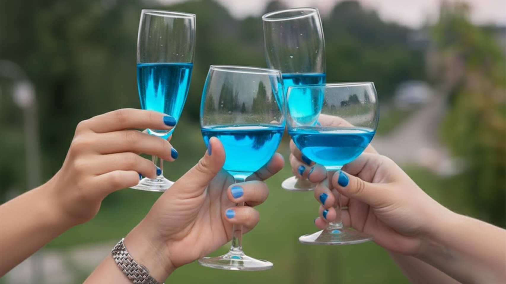 El vino azul que España lanzó al mundo: por qué no puede llamarse vino ...